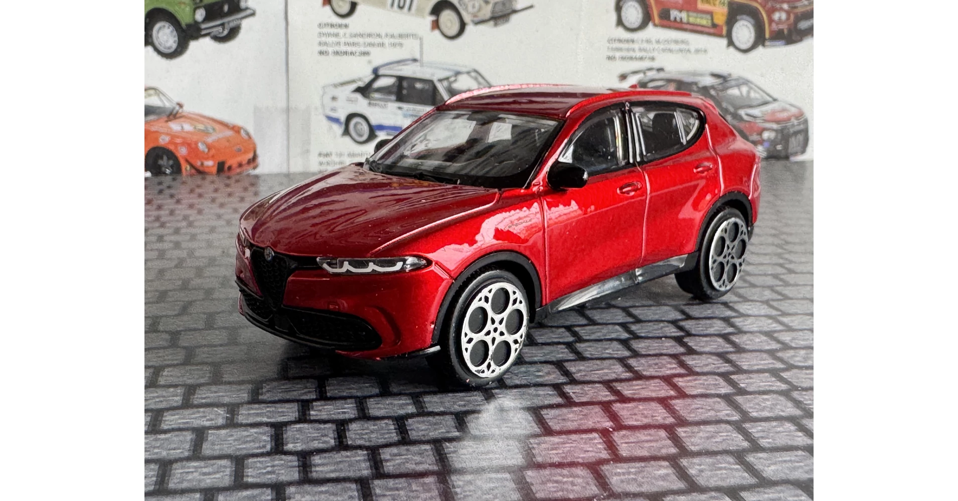 Alfa Romeo Tonale (2023) - Bburago - Méretarányos modellek a legjobb áron